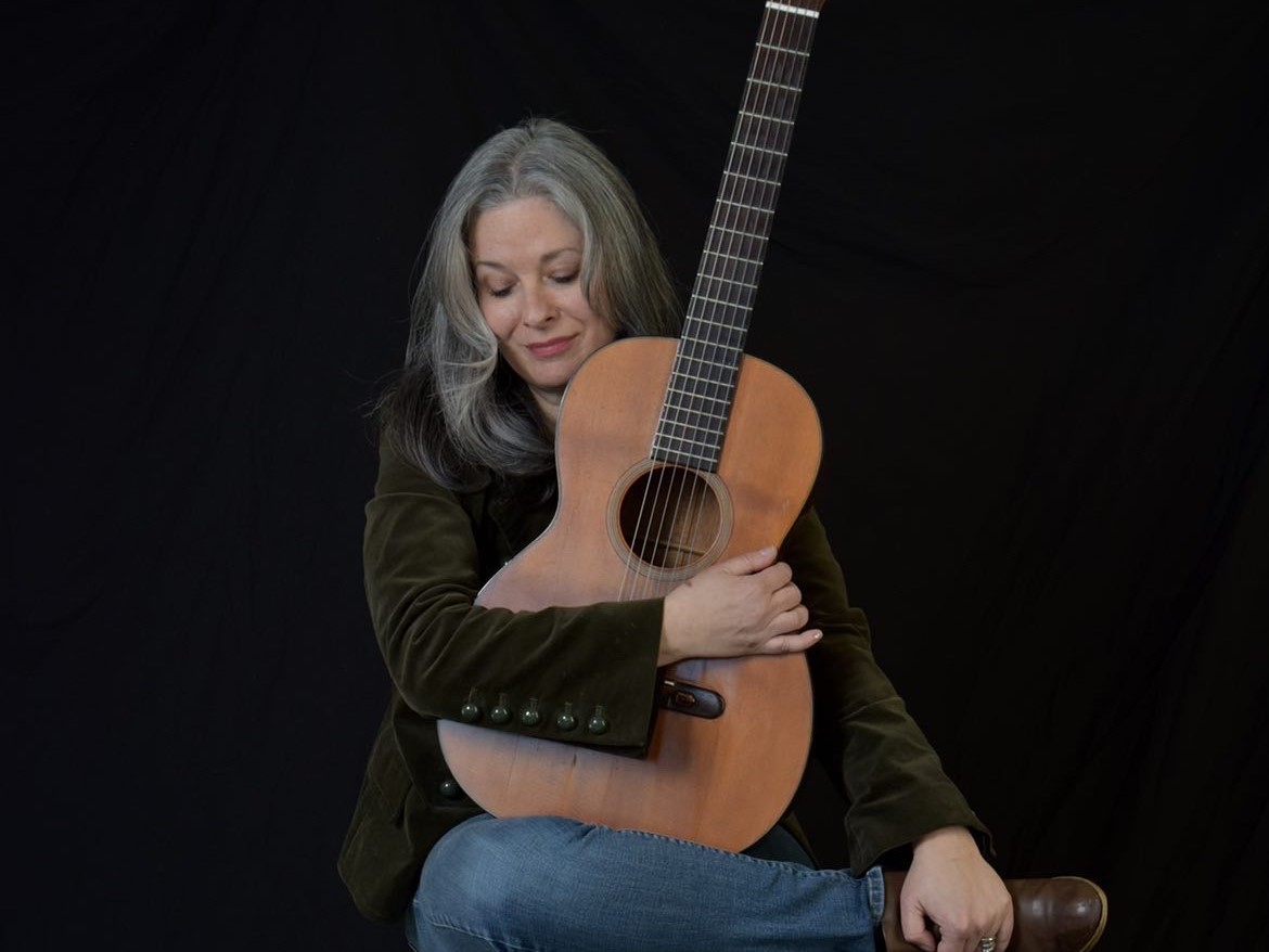 Studio Session: Allysen Callery's quiet, haunting 'Ghost Folk' - TPR ...